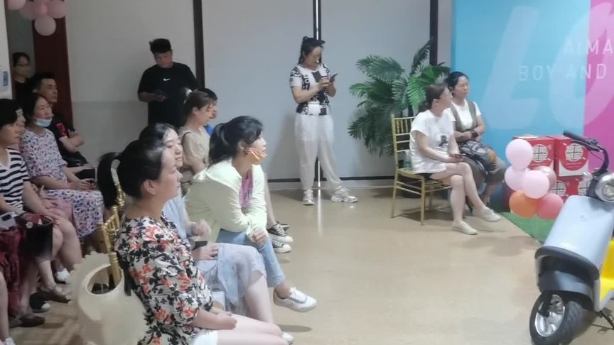 #爱玛电动车,妮娜专属会员沙龙派对#相约