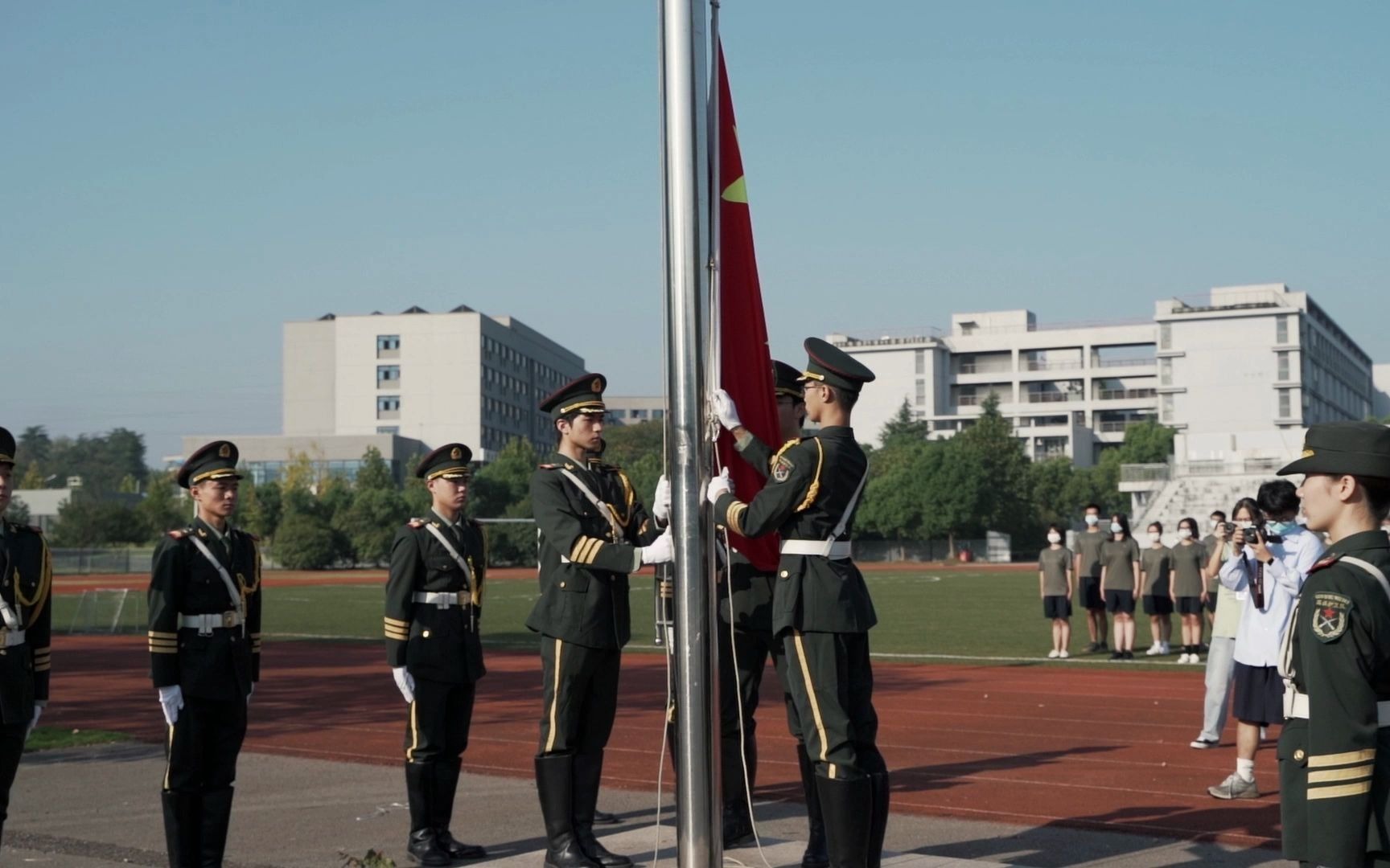 南审金审校园国旗护卫队