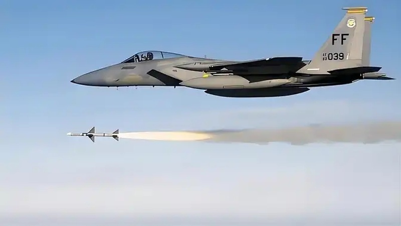 美军AIM 260超远程空空导弹有多猛