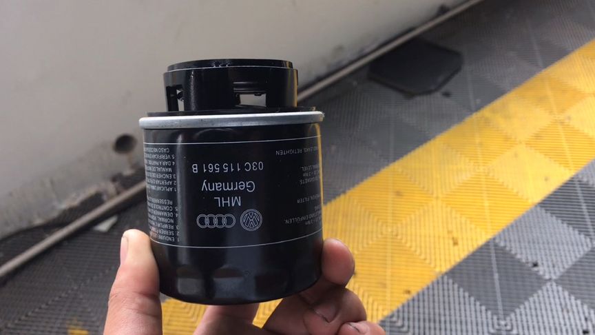 大众1.4T发动机机油滤芯