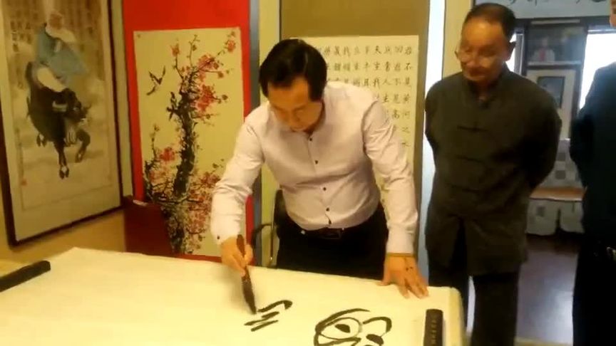 为弘扬中华民族传统文化,俺趁闲暇之余,挥毫泼墨,研习书法