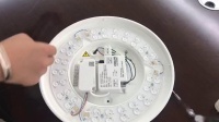 圆形吸顶灯灯罩安装
