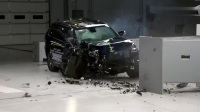 汽车碰撞测试:2018款JEEP大切诺基碰撞测试视频, 看完买不买自己拿...