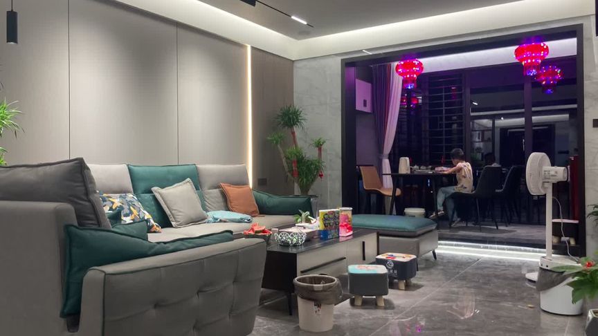 #现代简约风格 #现代轻奢风格 #装修效果图实景案例