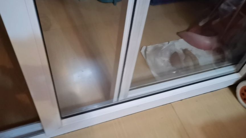 塑钢门窗推拉不动,这里的小妙招解决问题