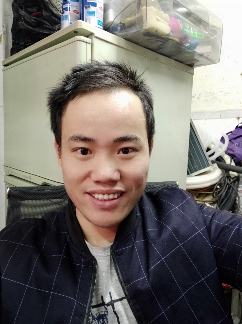 和自己赛跑的铁哥 