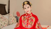 最适合12星座的古装新娘头饰, 水瓶座的玉石步摇最特别