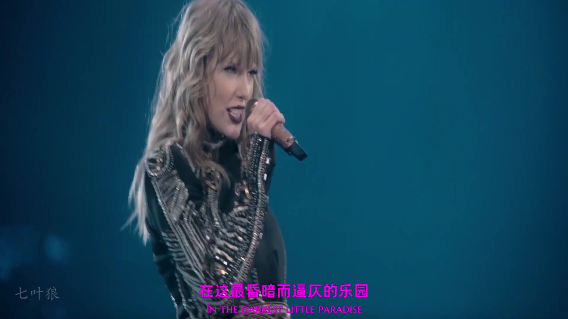 好听的英文歌、泰勒斯威夫特《Don't Blame Me》、舞台感太棒了吧