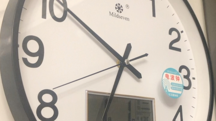 电波钟自动对时设置第一次使用