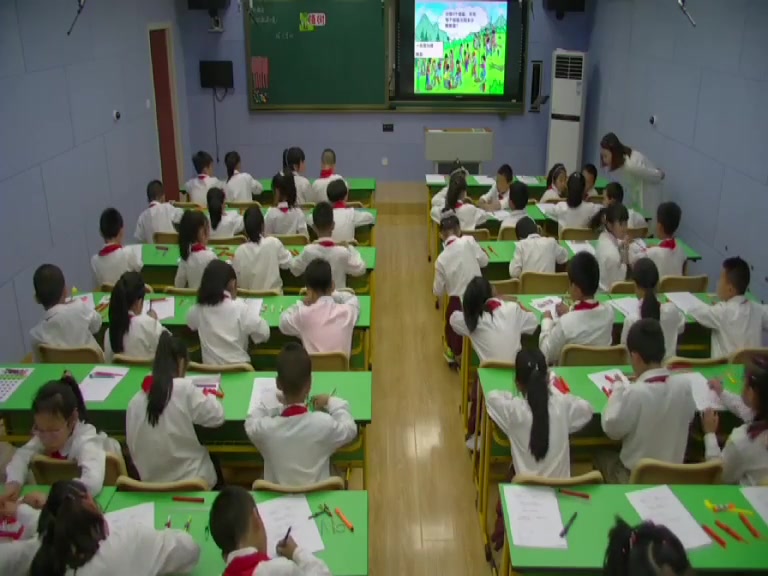 北师大版小学数学三上《植树》-金老师全国一等奖|优质课视频|公开课...