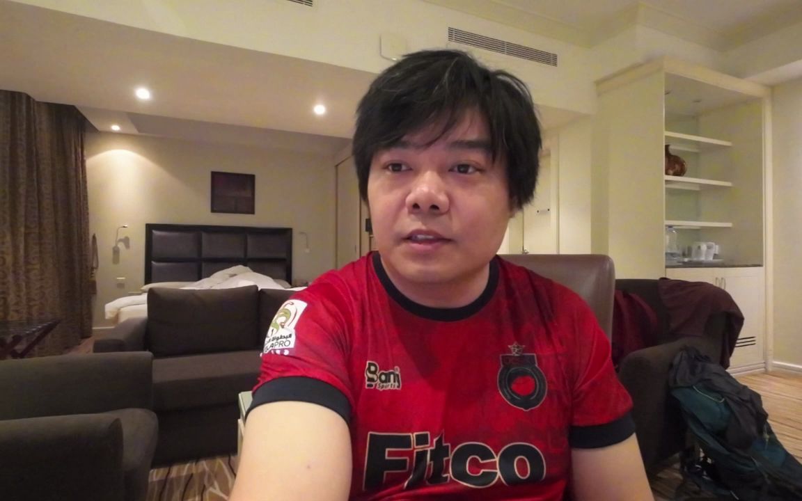 ...世界杯Vlog E13 | 到了卡塔尔 每天都有新的事情要处理 今天填写表格...