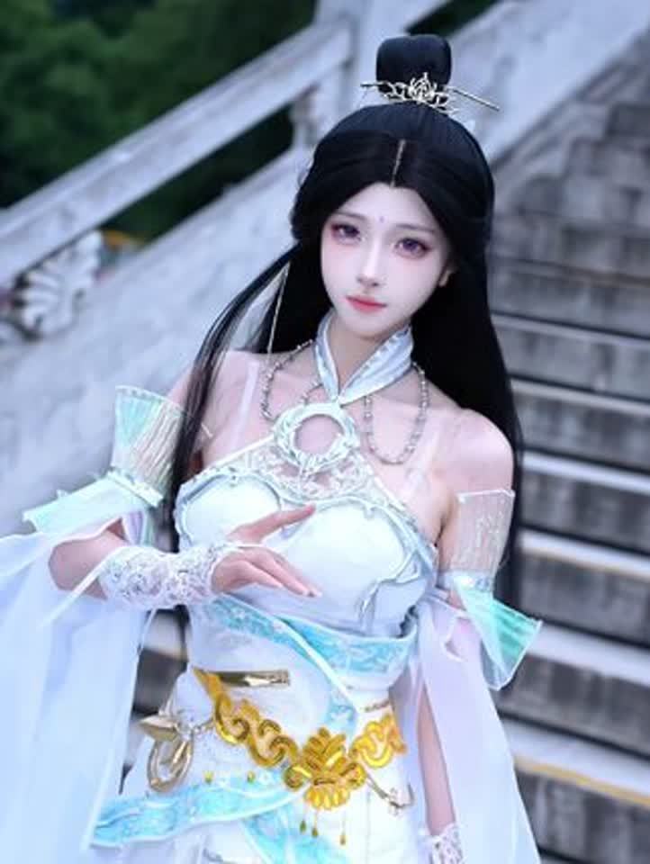 清漪还是月婵 完美世界