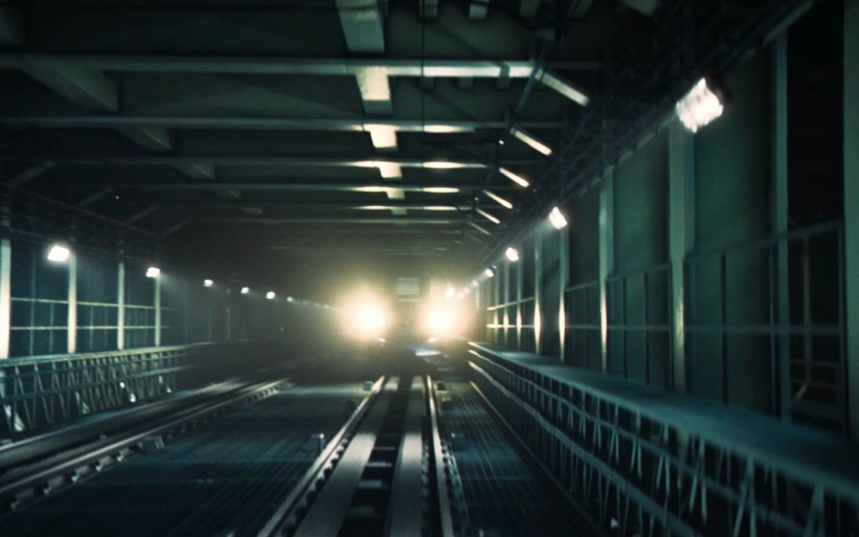 【拆弹专家2】失控地铁满载核弹 造价700亿的国际机场一瞬间成为飞灰