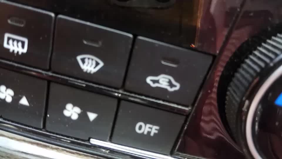 众泰T600的这几个按键都代表了什么?【来自懂车帝车友圈】