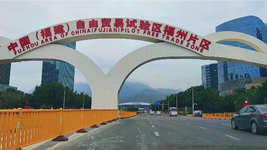 福州“海峡会展”中心,带动了一片经济,附近房价直线飙升!