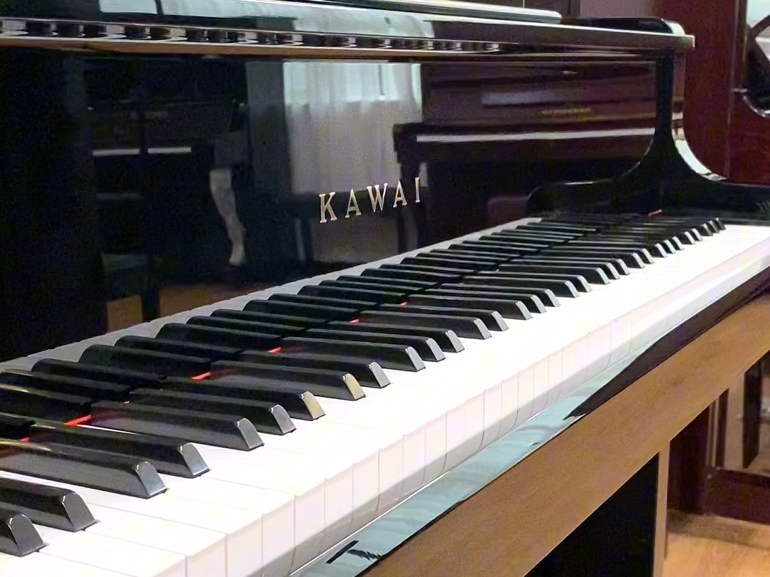 卡哇伊US6X限量版钢琴深圳二手钢琴