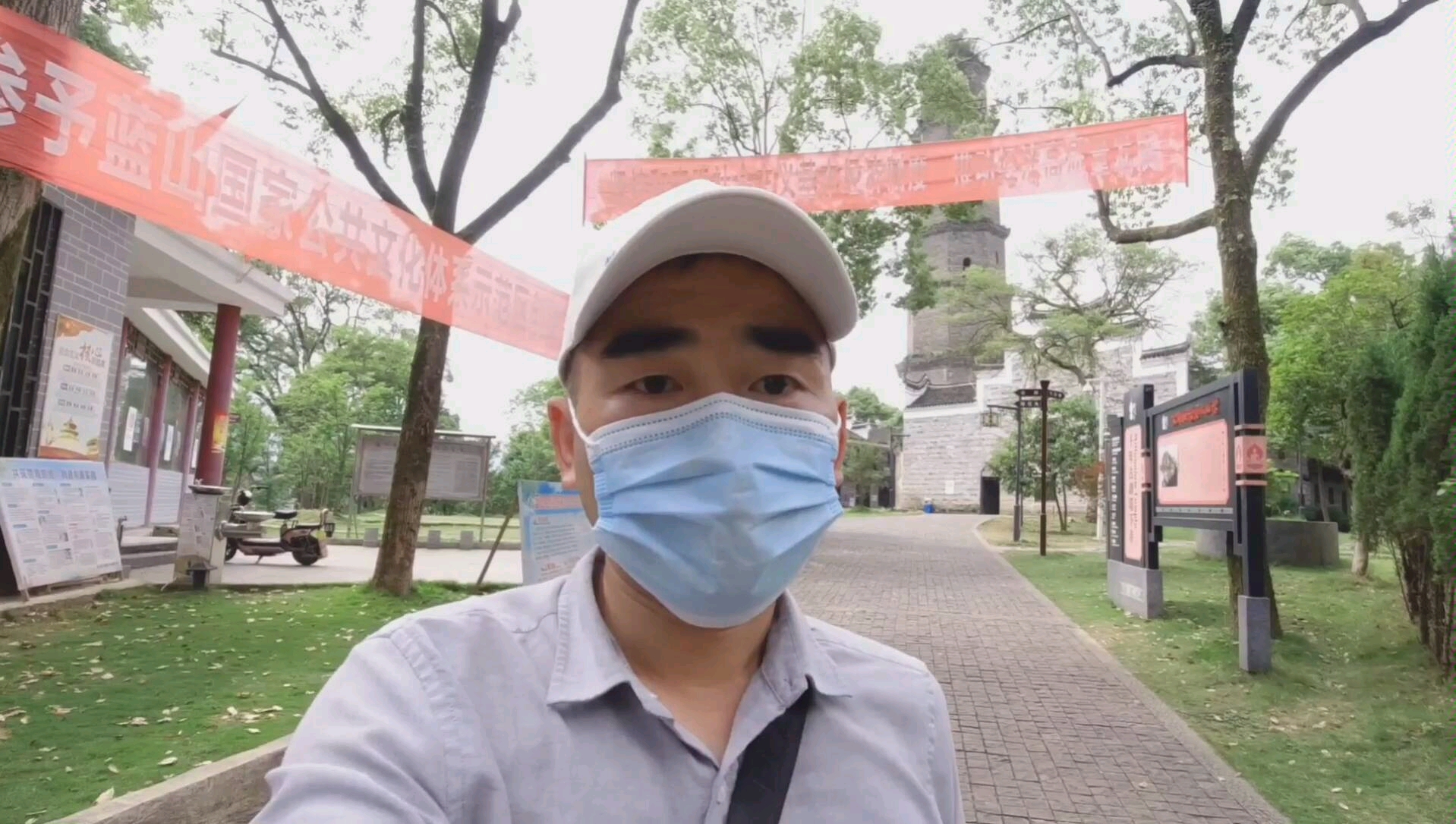 实拍湖南省蓝山县塔下寺