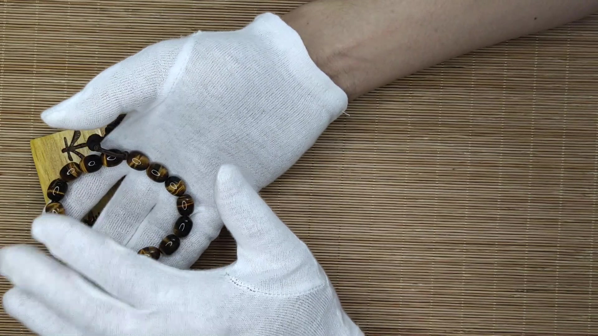 虎眼石貔貅手链要消磁吗