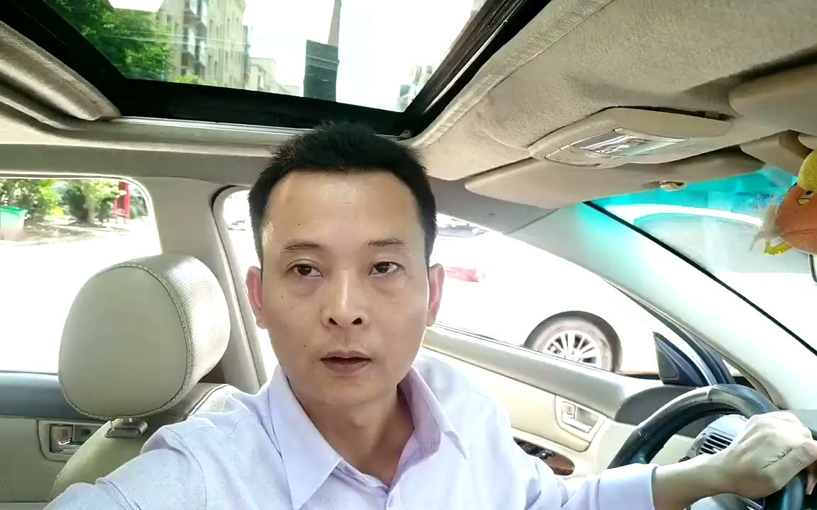 手动档车难挂档,为了不被坑,教你一招。