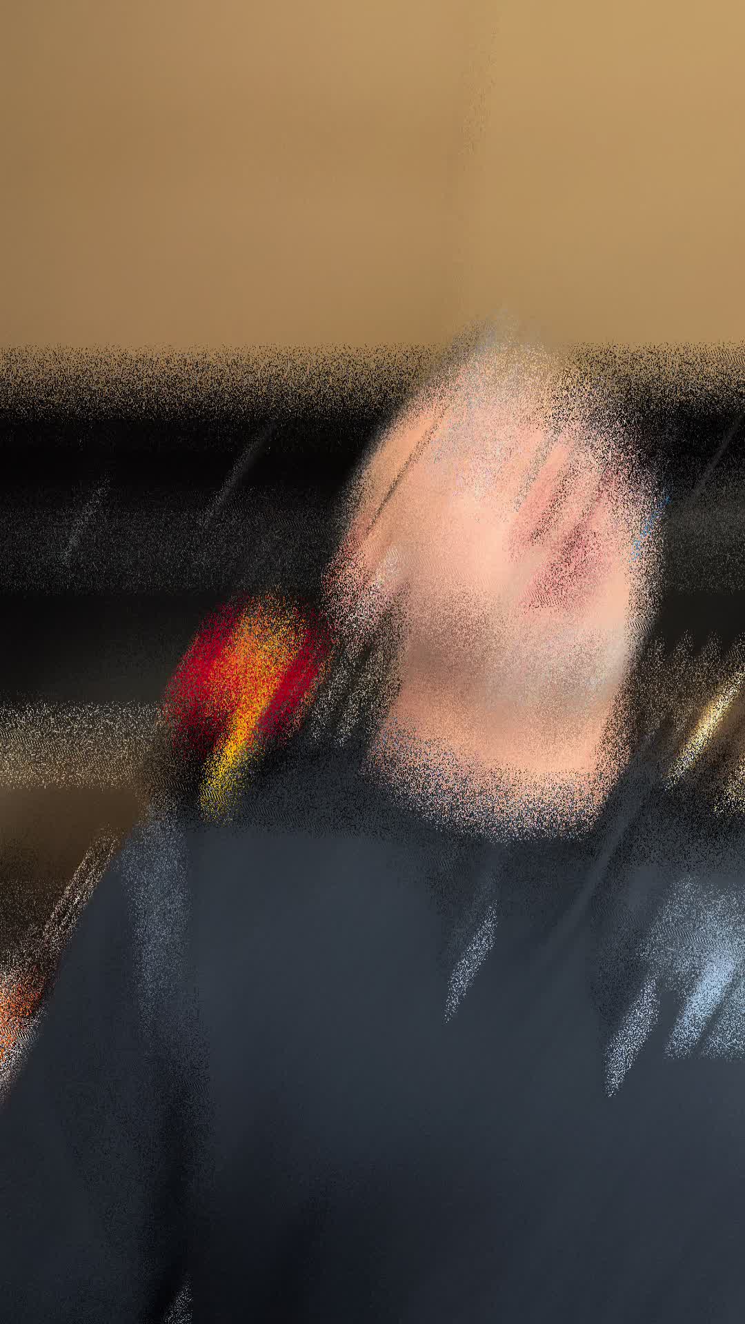 背疼,再坚持一天,健身房还是太热了#每天演好一个情绪稳定的成年人 #...