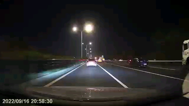 2023吉利星瑞高速试车,很稳,行车记录仪不错,每5分钟一个存储单元。