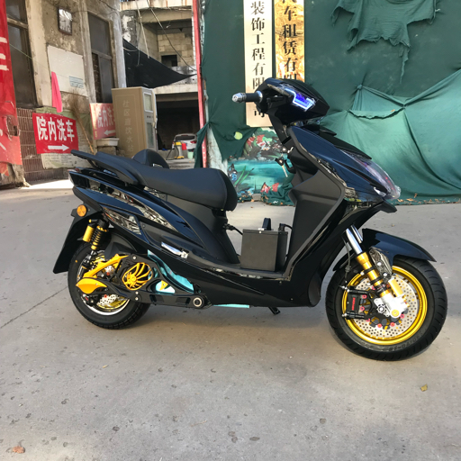 顺彩酷车董先生的 