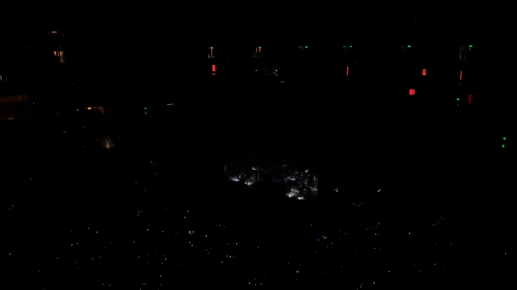 5.20许巍无尽光芒演唱会重庆站4K60fps实录(拍摄第三部分)