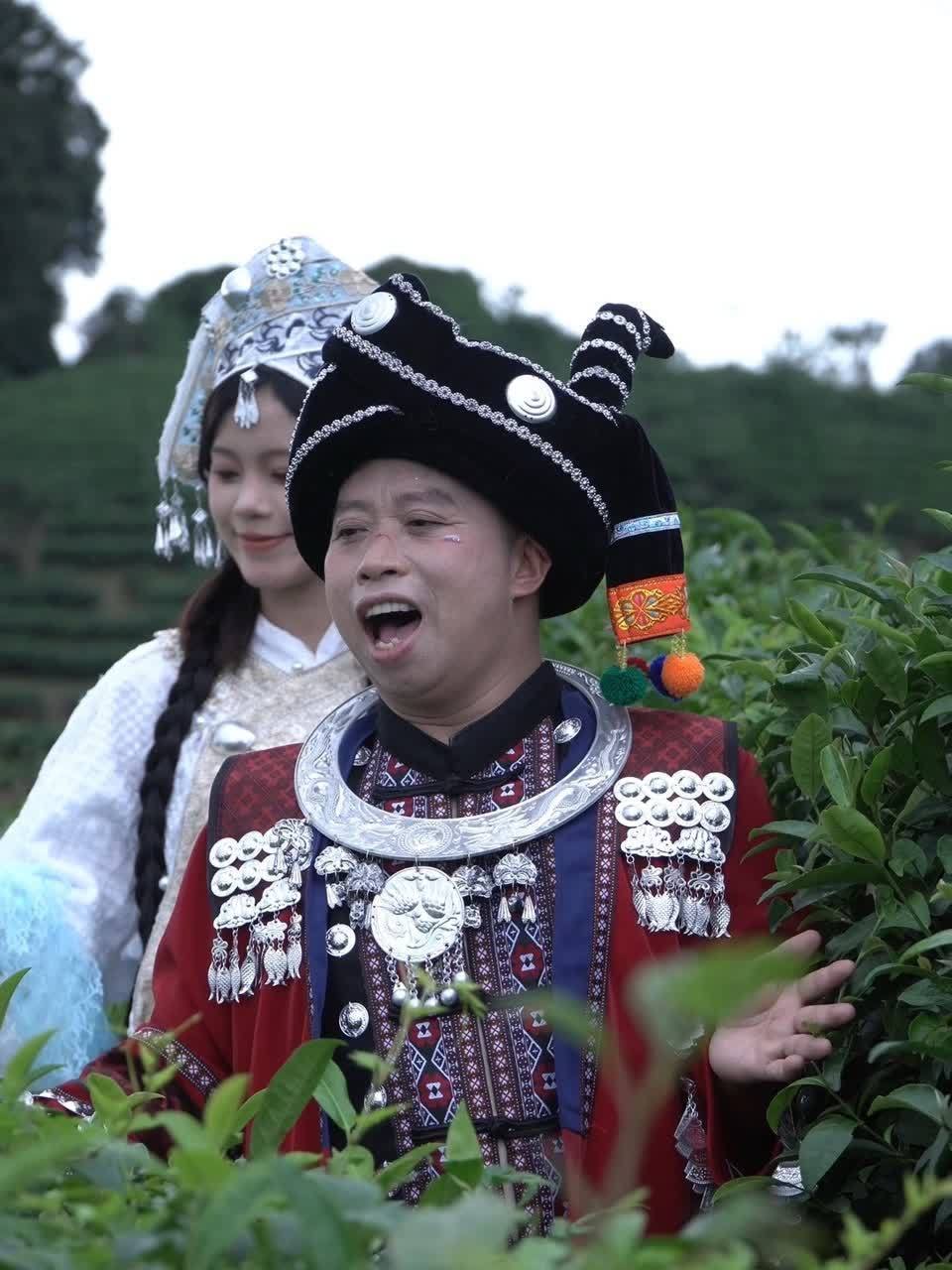 总要来一趟桂林吧#广西 #桂林 #变装 #反差 #民族特色民族文化