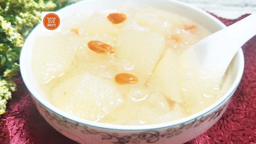 不要再把梨皮扔掉了,不然冰糖雪梨是达不到止咳效果的