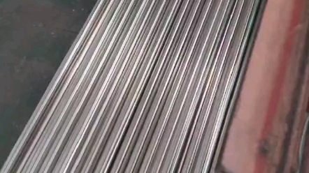 光亮不锈钢焊管加工视频,江苏绿港不锈钢生产的光亮不锈钢焊管生产...