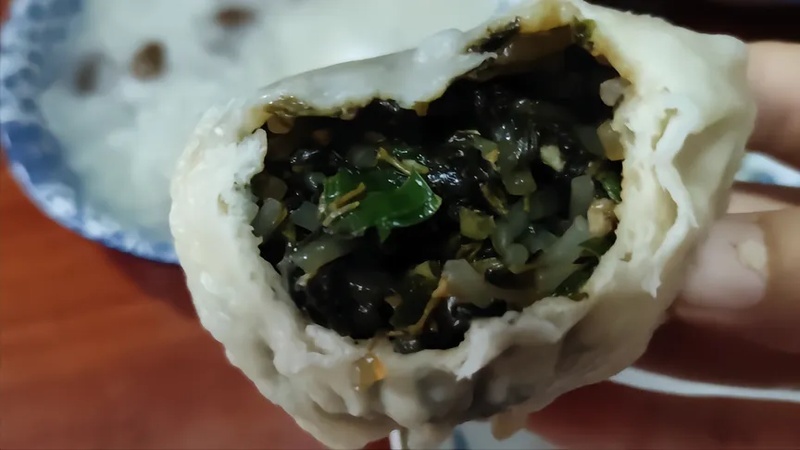 西安封城第二十一餐灰灰菜包子,山药豆稀饭加油加油