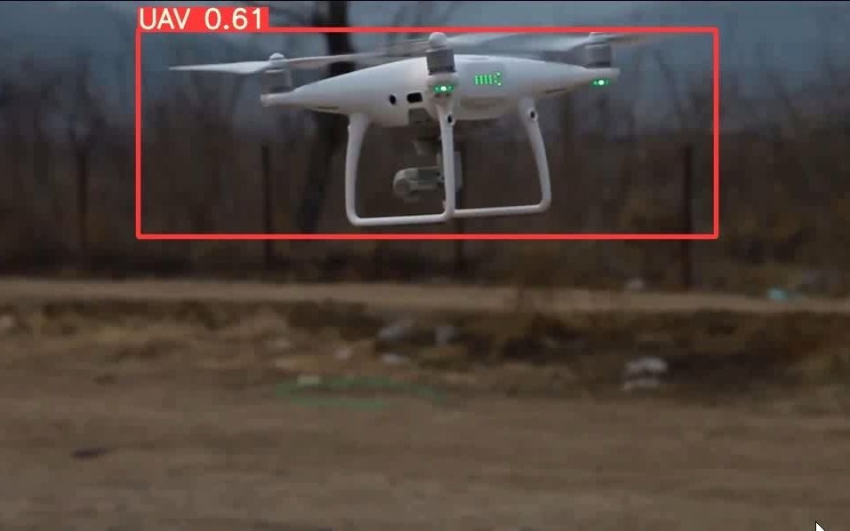 yolov5算法训练无人机数据集检测视频中无人机效果