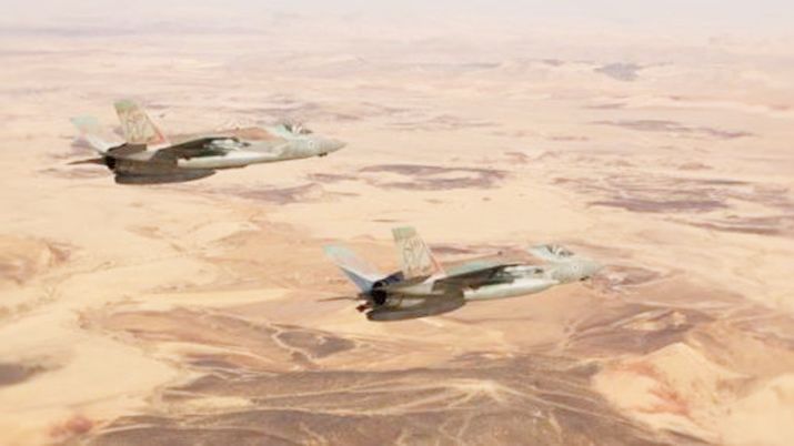 伊朗核设施遭袭击全面瘫痪,比核武器威力还大,不是美军出手