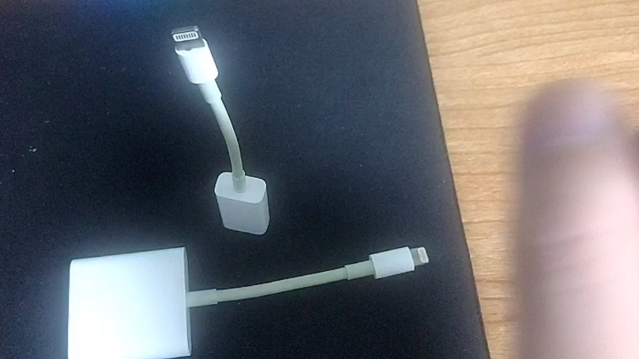 苹果两个原装OTG的使用方法及注意事项!