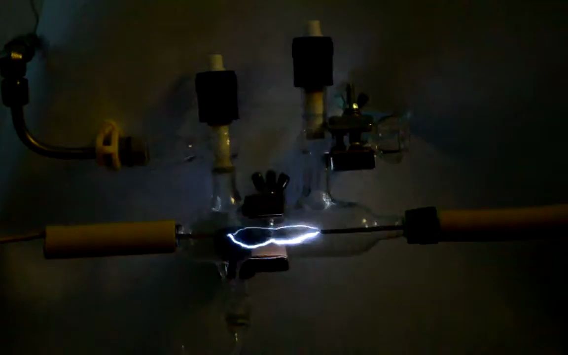 SF6六氟化硫气体绝缘演示