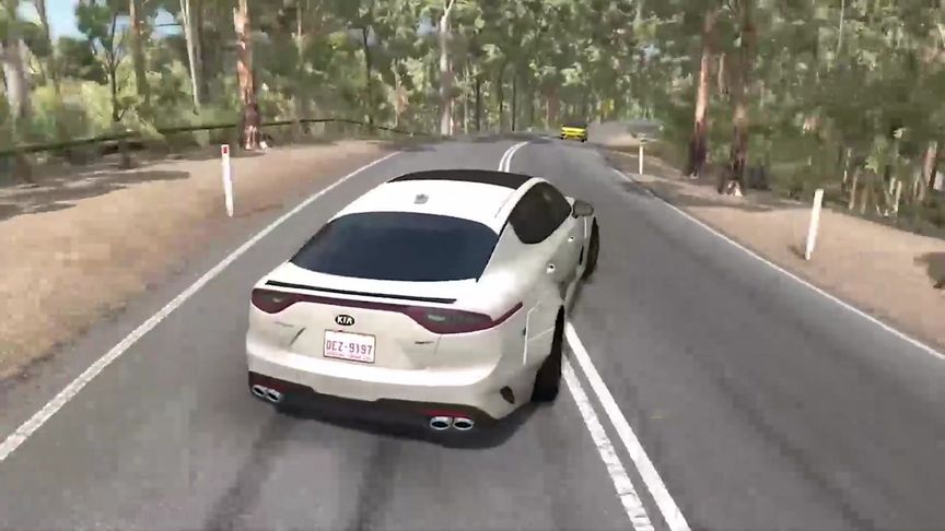 车祸模拟:汽车高速行驶遇车祸,翻车翻到麻木