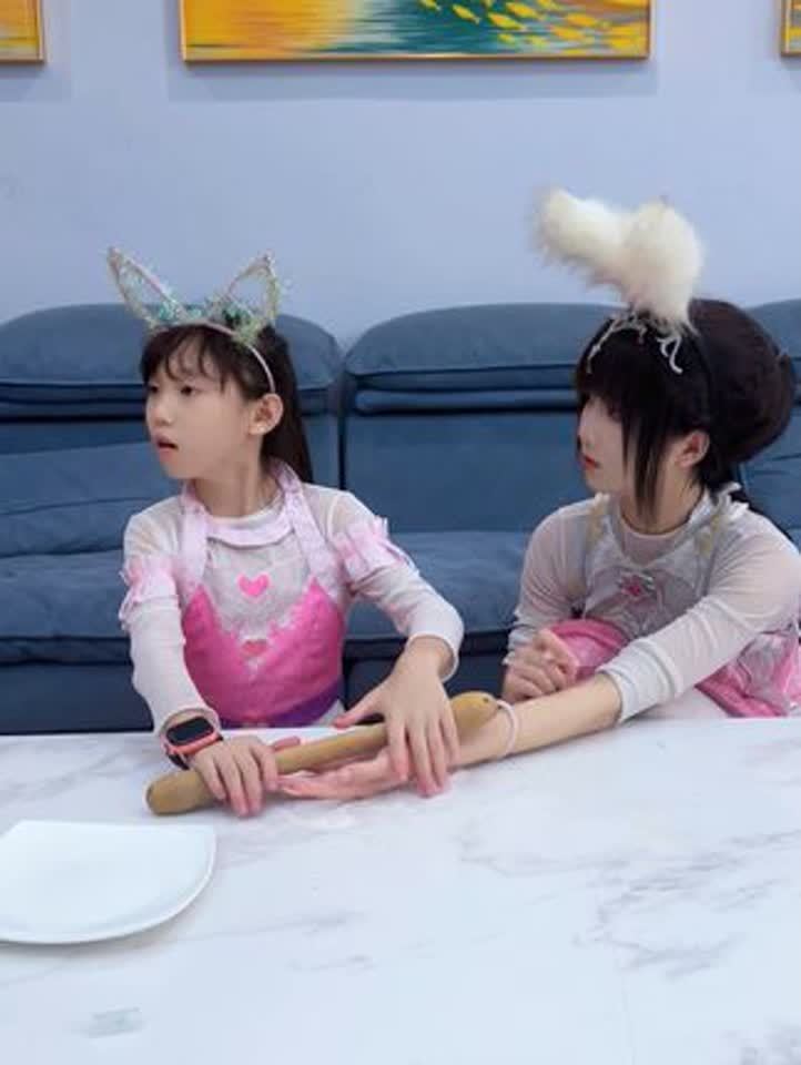 唐舞桐发呆 #斗罗大陆唐三小舞 #斗罗大陆