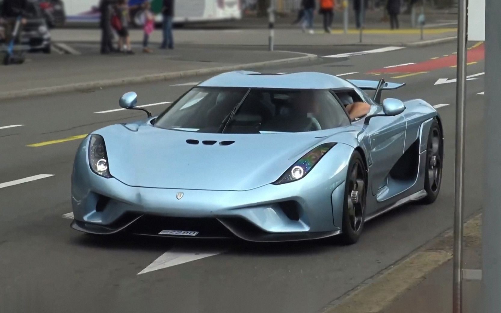 北欧幽灵神兽:柯尼塞格Regera