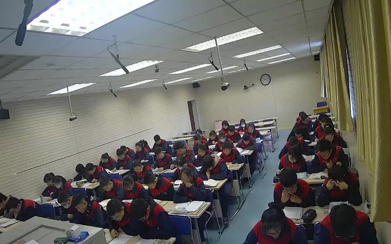 文言文整合教学:生命的自我救赎课堂实录