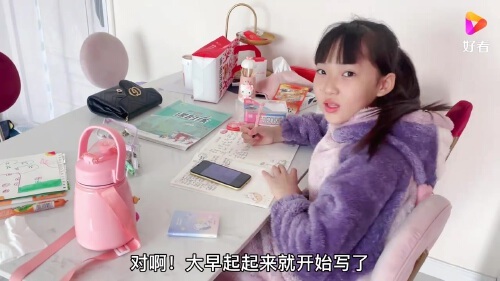 晨妤网购3盒叶罗丽卡片,结果发了2盒第9弹,妈妈:这该咋办?