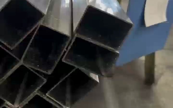 设备用不锈钢管定制生产中