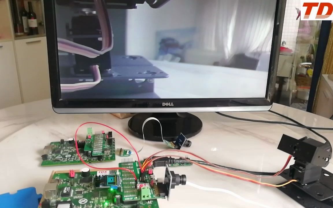 ...Xilinx FPGA ZYNQ7020 双HDMI MIPI 含YOLO跟踪锁定IP控制双轴云...
