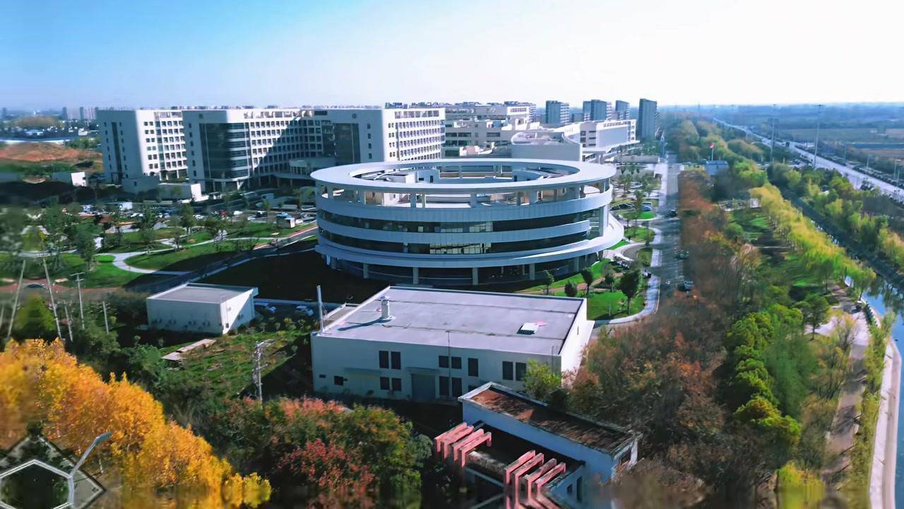 ...大专科、小综合、错位发展"思路,重点建设河南省神经疾病区域医疗...