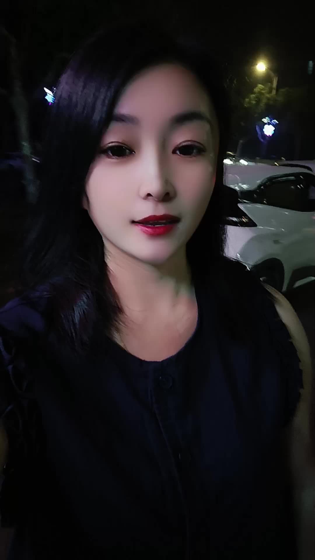 失眠了,这个点醒了不敢在睡了,怕耽误给高中生闺女做饭,自从成为一名...