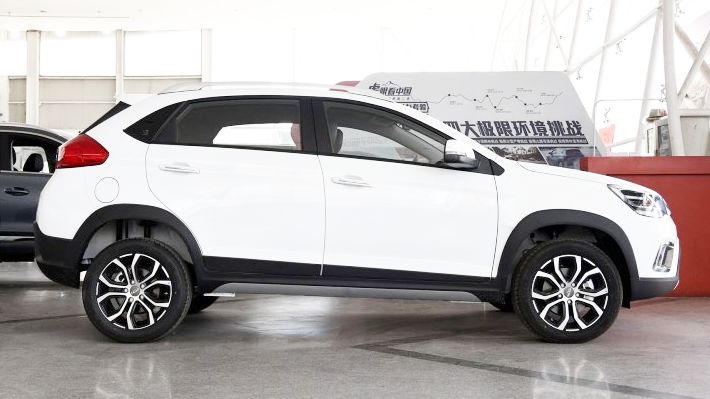 最便宜2款SUV,家里有车也备一辆,第2款3.5万,月薪2000也买得起