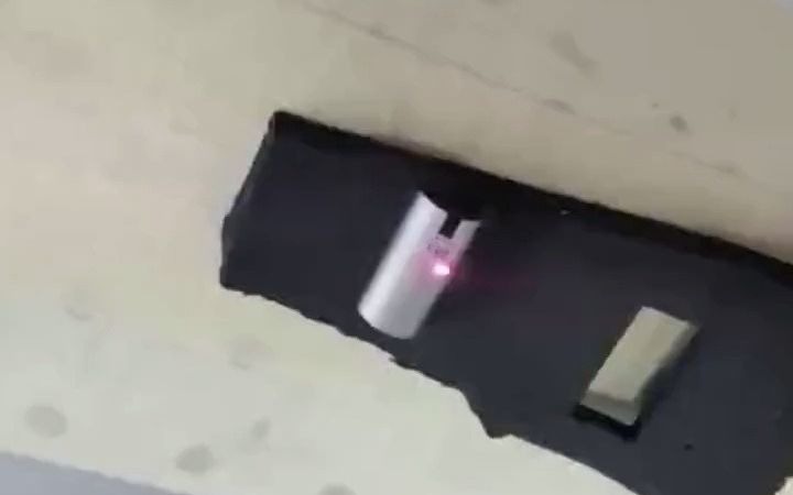 激光打标机,小型金属激光打标机厂家展示激光刻字机设备在金属上...