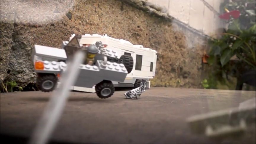 乐高积木玩具视频:乐高汽车碰撞