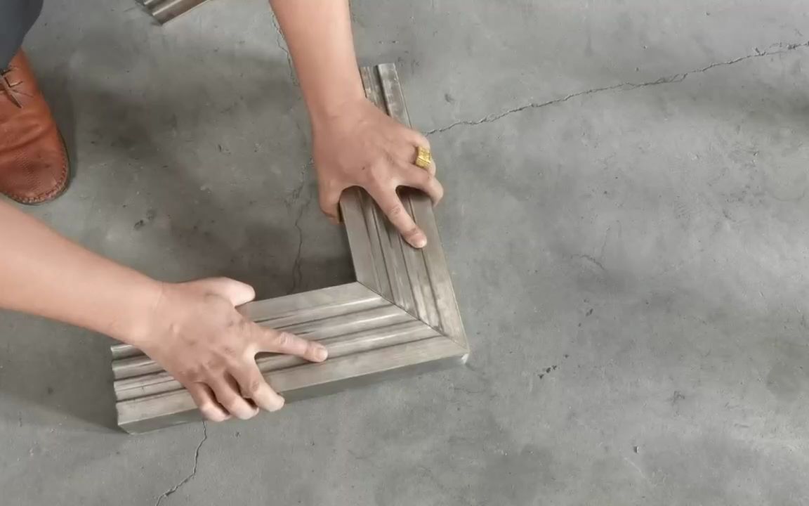 矩形管切45度角拼接90度没毛刺