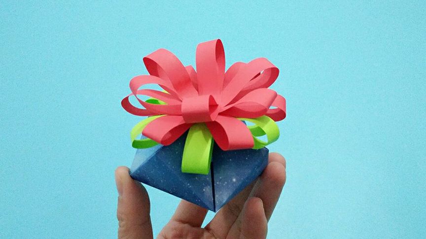 手工DIY花朵礼盒折纸,比精品店做的还漂亮,更任性的是很简单!