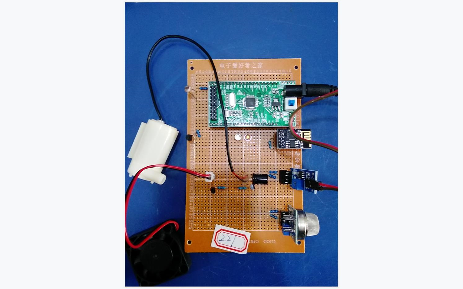 基于STM32单片机的智慧农业系统智能大棚浇水浇花设计-土壤-光敏-...